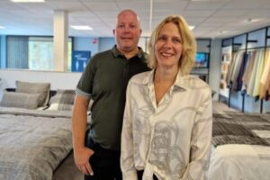 Kooloos specialist in slapen en raambekleding.